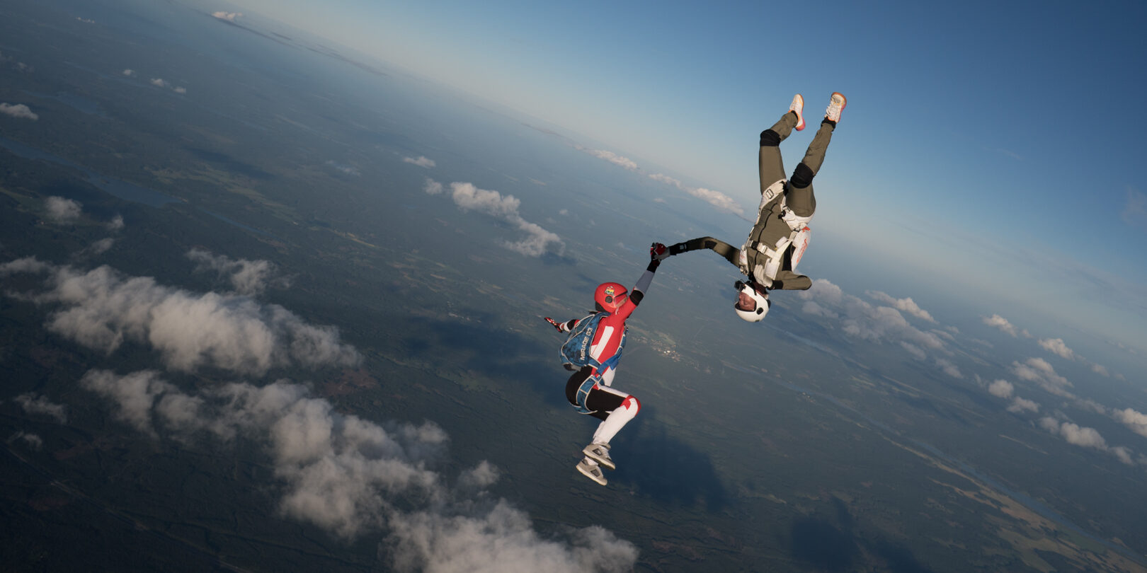 Hoppa fallskärm i Uppsala - Skydive Stockholm